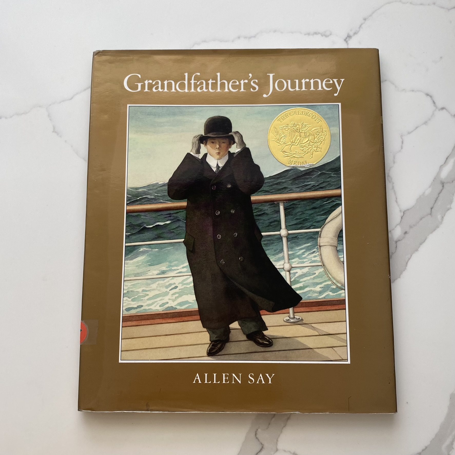 Grandfather’s Journey – BrookesBookshop